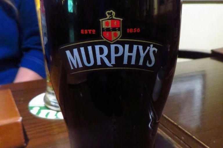 Guinness crisis deepens as pubs issue 'come-and-drink-here' plea to punters Guinness crisis deepens as pubs issue 'come-and-drink-here' plea to punters