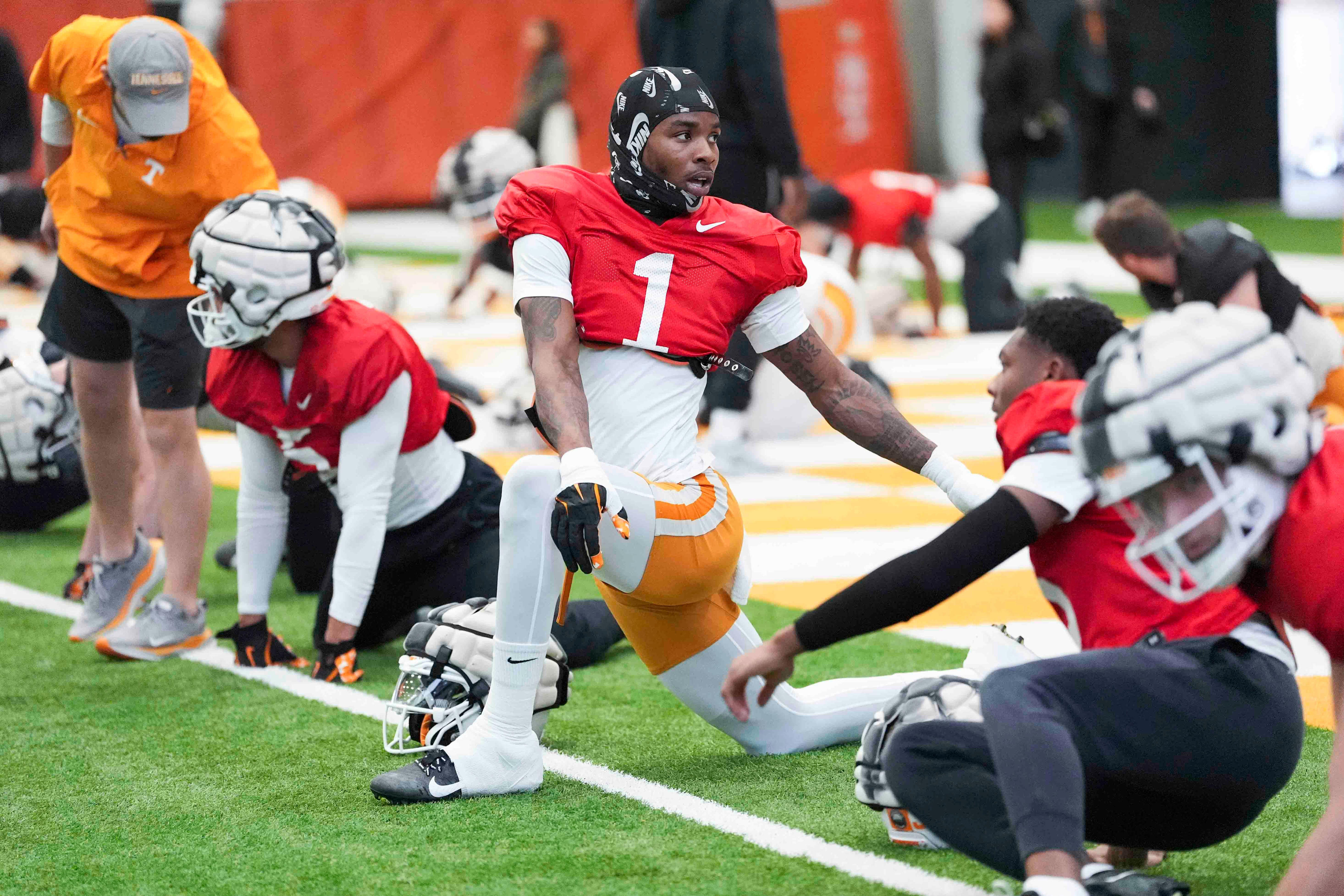 How many Tennessee football fans will be at Ohio State for CFP game ...