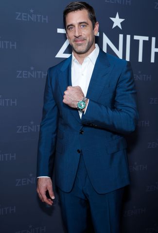 Aaron Rodgers Finally Signs with New NFL Team After He's Cut by Jets ...