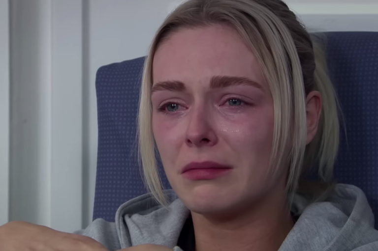 Coronation Street fans 'work out' Lauren’s real baby father - and it’s ... Coronation Street fans 'work out' Lauren’s real baby father - and it’s ...