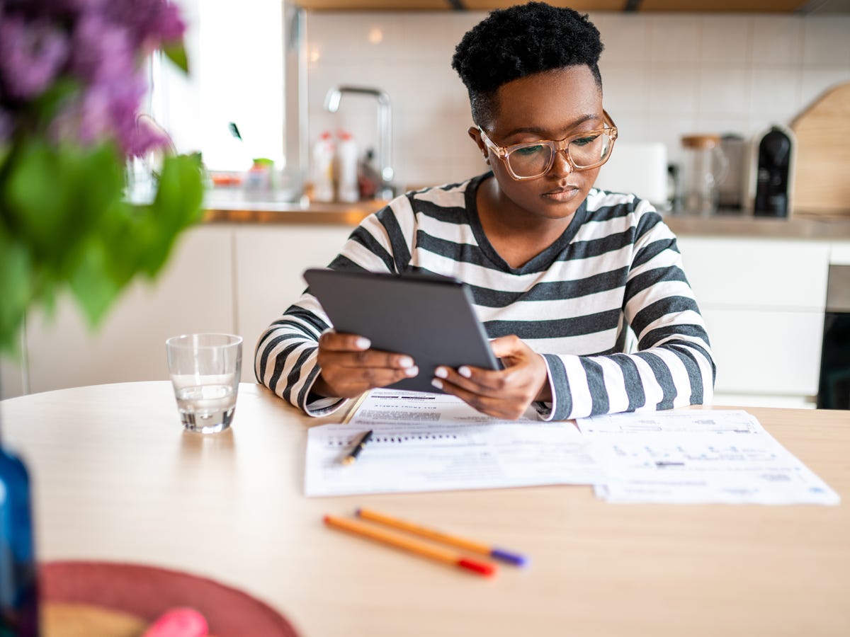 What is FICA Tax? A Breakdown of Social Security and Medicare Taxes