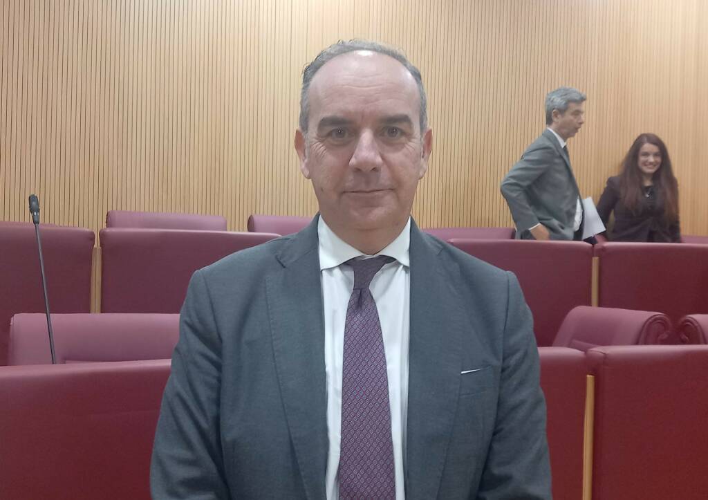 Natale: “A Monesteroli il ‘mare più bello d’Italia’, ma la scala è ...