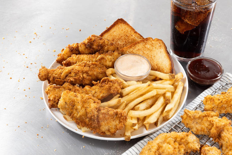 Slim Chickens Reno opening moved to July, planning more Northern Nevada ...