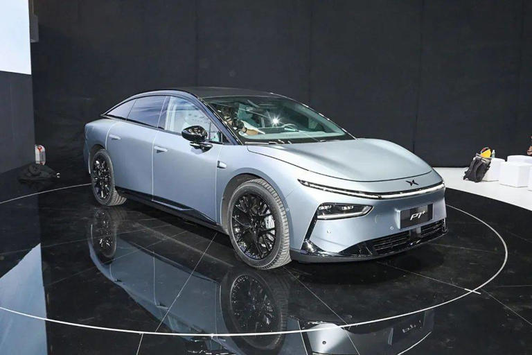 新能源轿车新宠争霸赛：小米SU7、小鹏P7+、领克Z10、智己L6谁主沉浮？