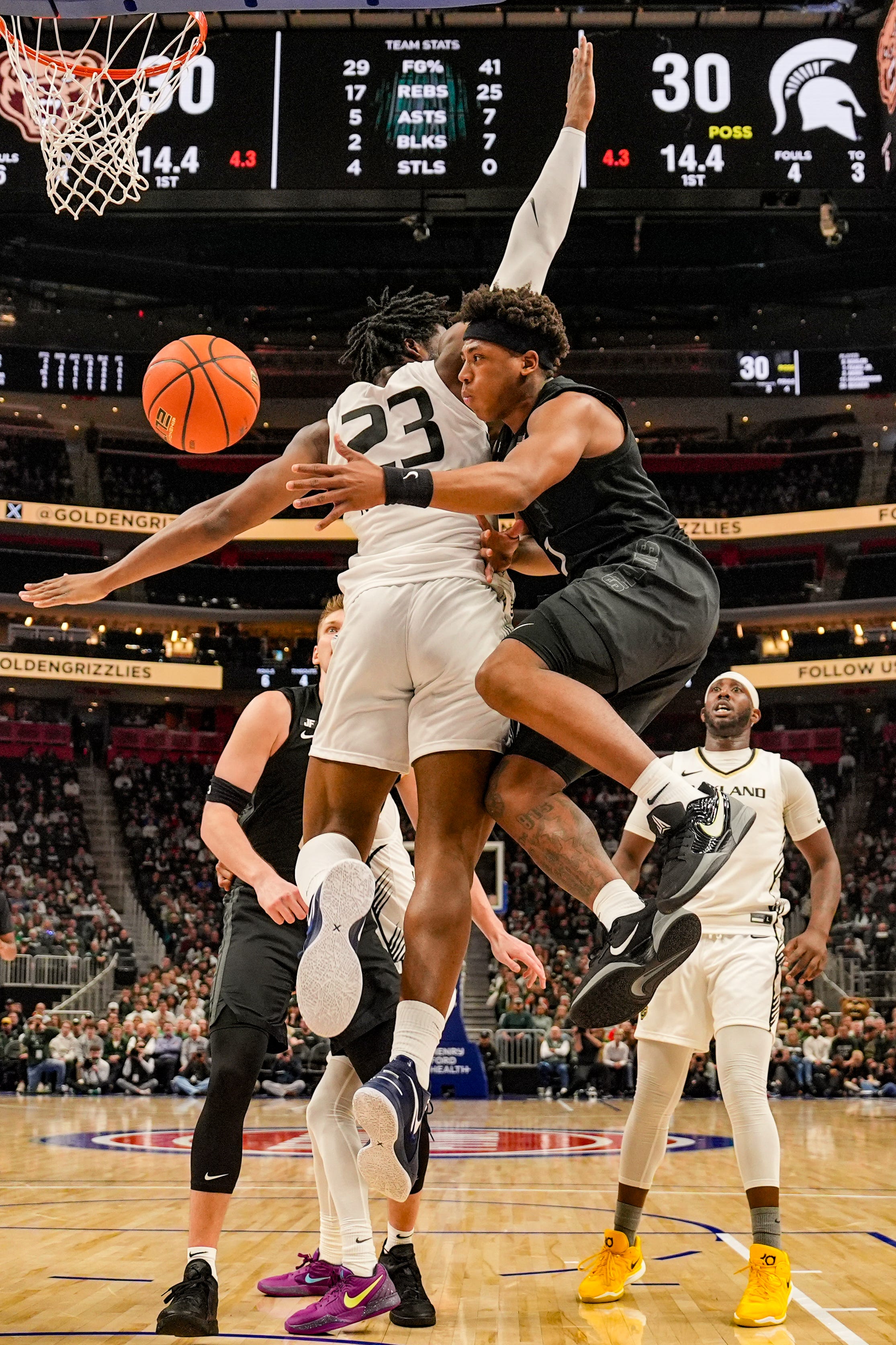 Michigan State basketball unwraps its present with 2nd-half push in 77 ...