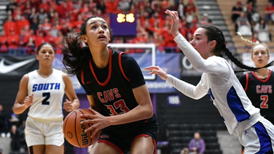 Clackamas star Jazzy Davidson racks up more honors