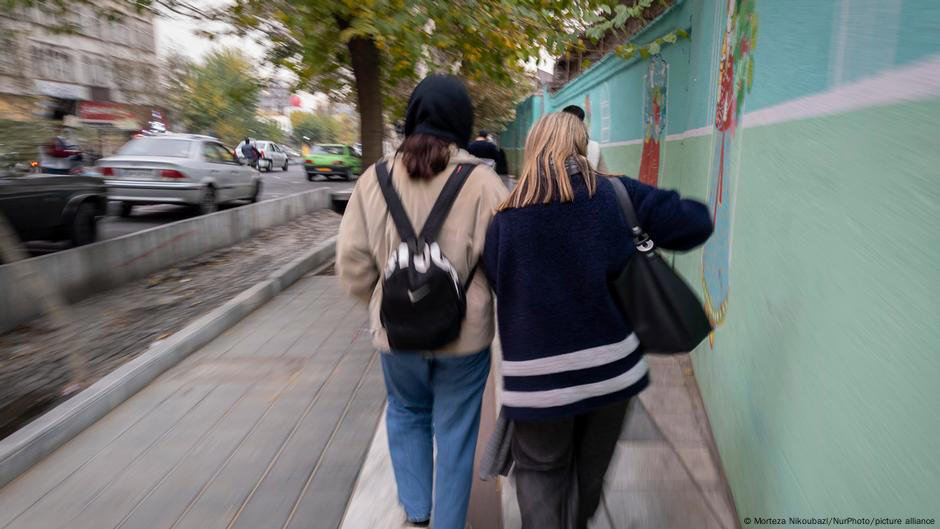 Iran temporarily halts strict new headscarf law Iran temporarily halts strict new headscarf law