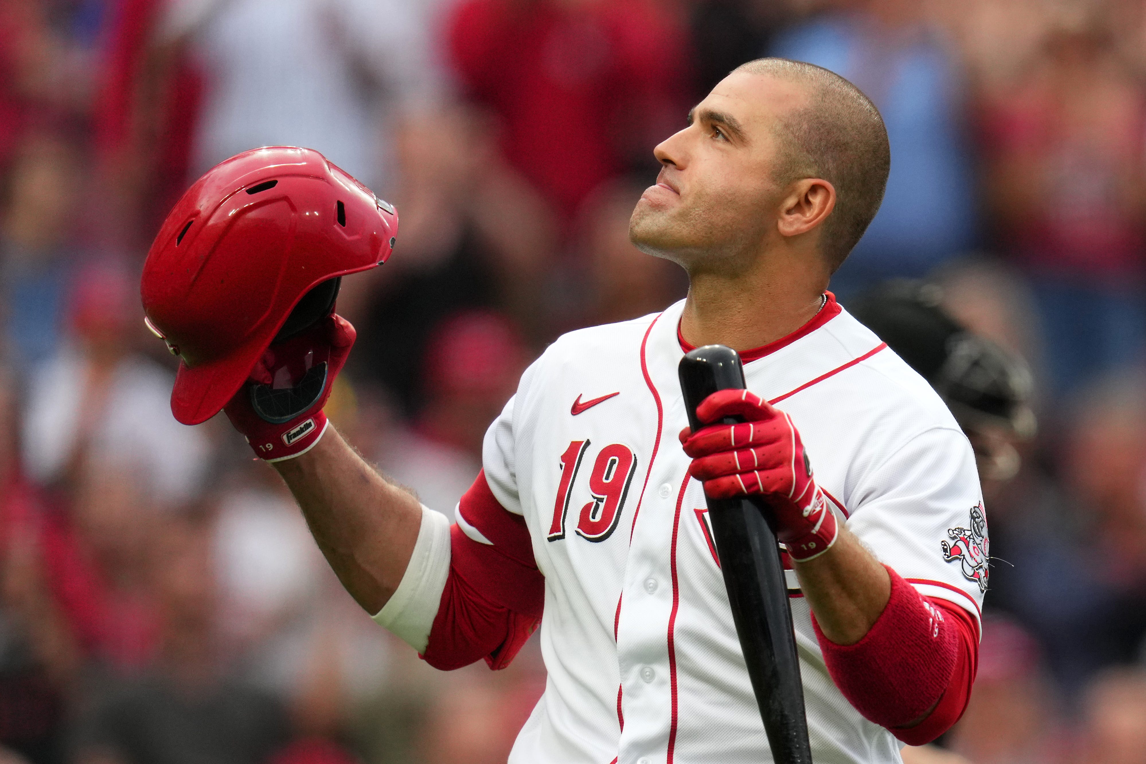 'An ode to the city I love': Reds legend Joey Votto gets Cincinnati tattoo