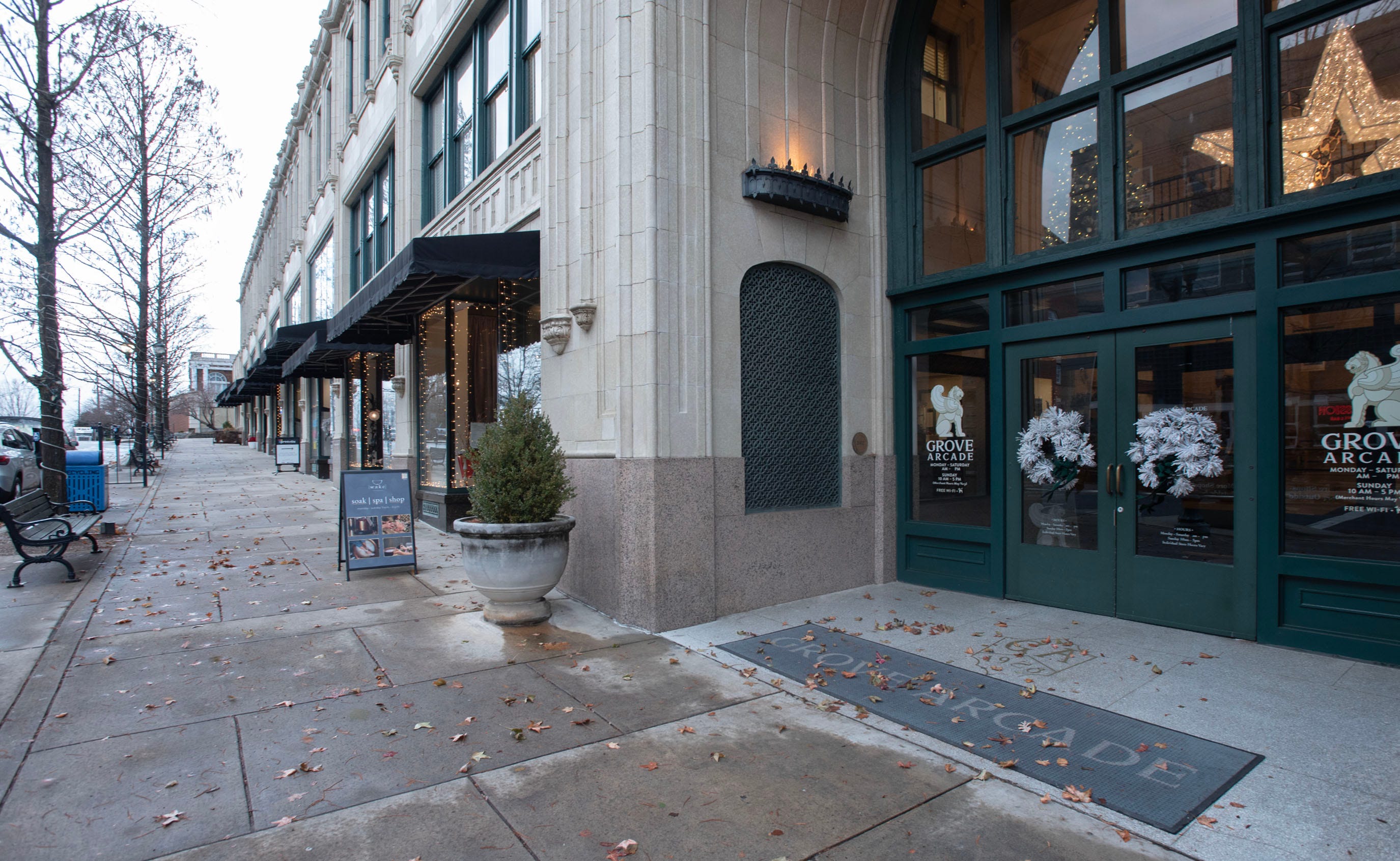 Judge orders public release of officer video showing Grove Arcade ...