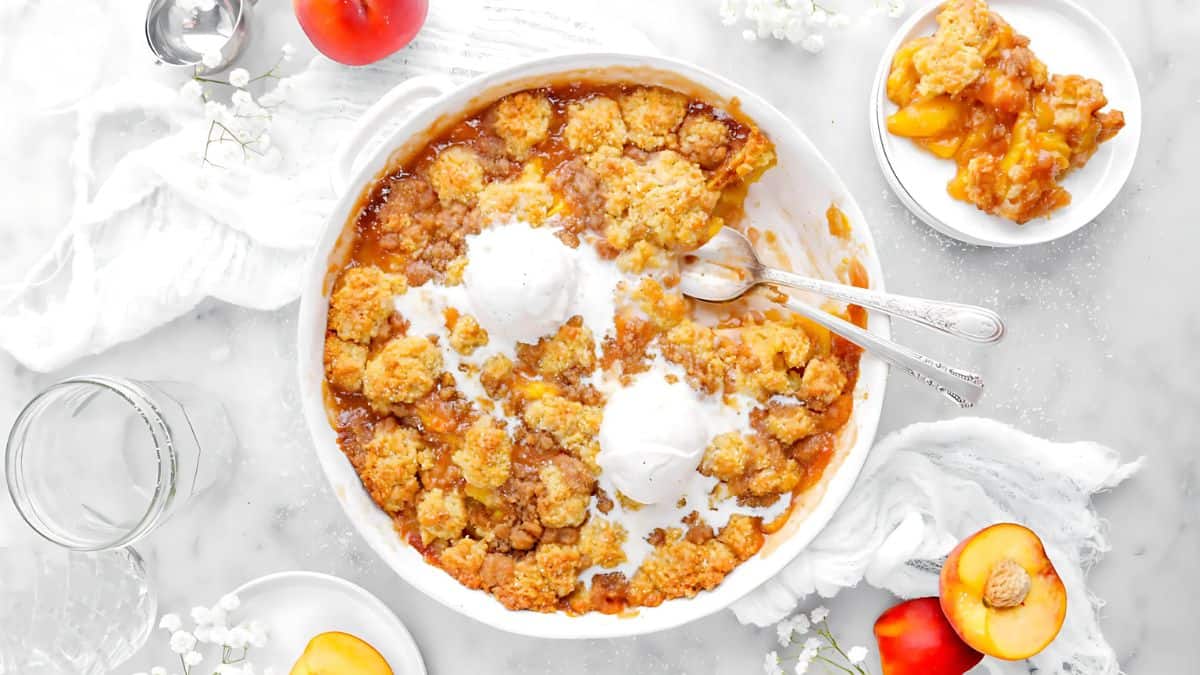 16 Best Crumble Recipes You Can’t Resist
