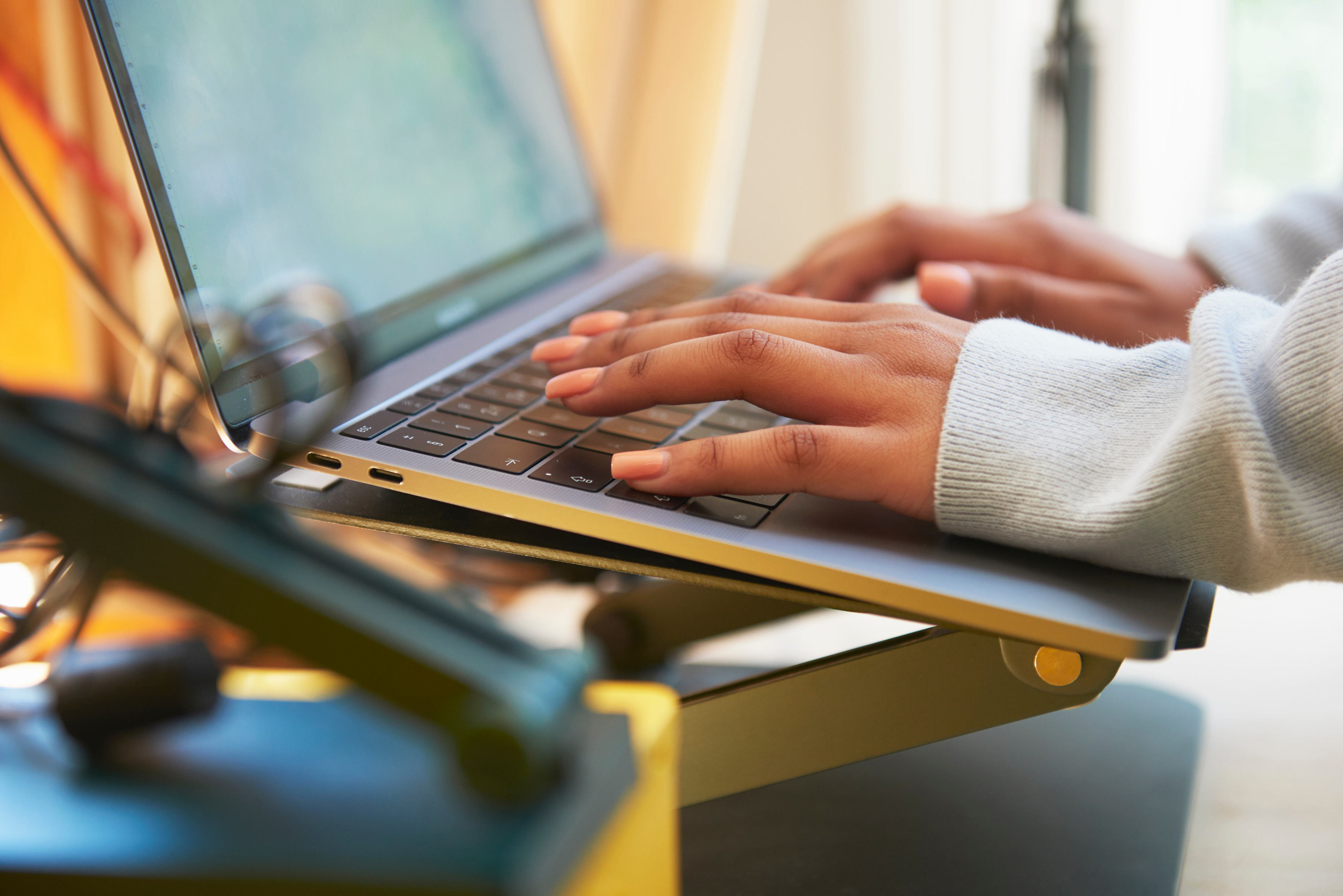 Chicago schools considering $60 million, four-year contract to track ...