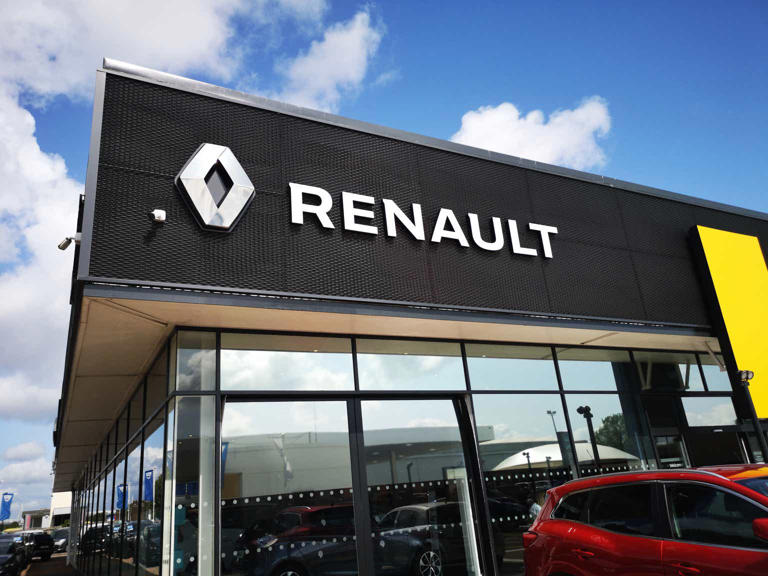 Renault Group partners with Thales on next-gen 4 TROOP military platform