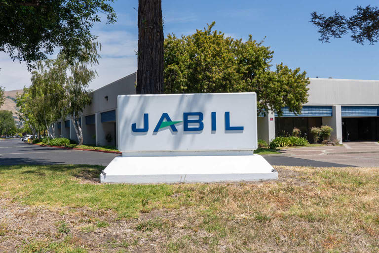 Jabil gets rating upgrade at Argus after strong Q3, outlook