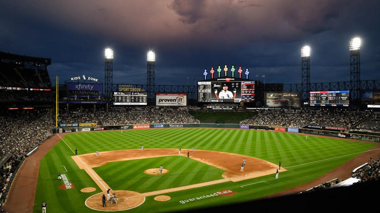 Chicago White Sox stadium adopts new name, changing Guaranteed Rate Field