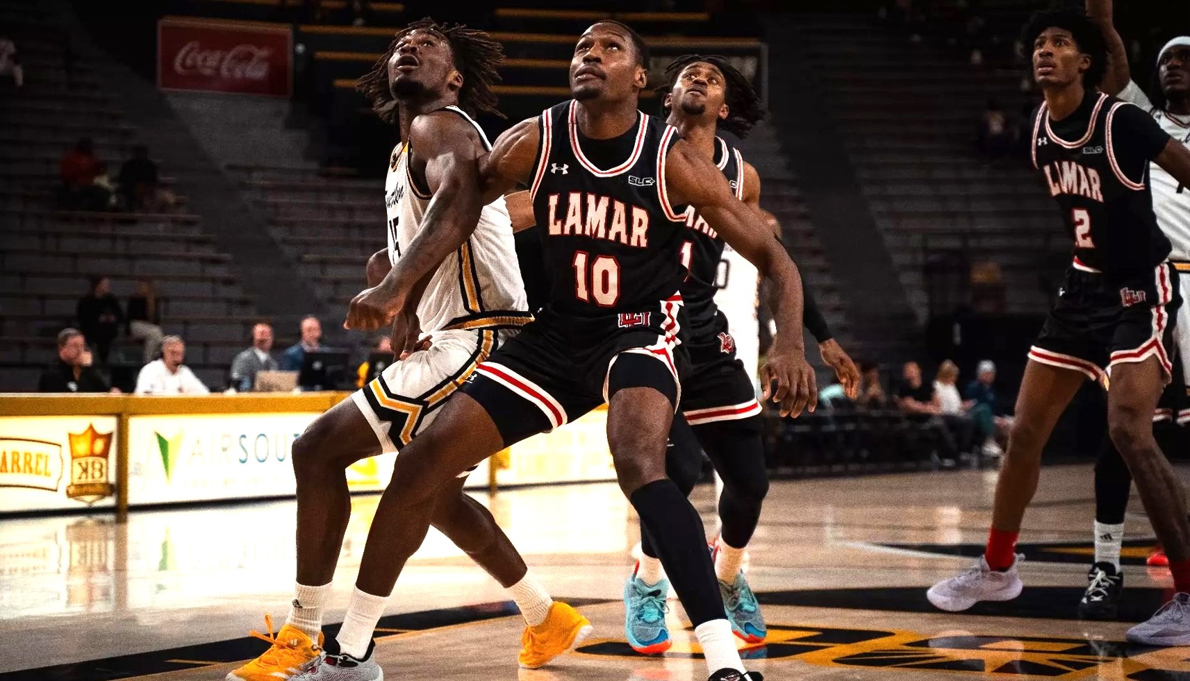 Lamar men's basketball extends win streak to 5 games