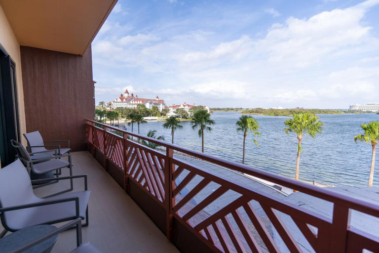 Island Tower at Disney’s Polynesian Village Resort: A Complete Guide