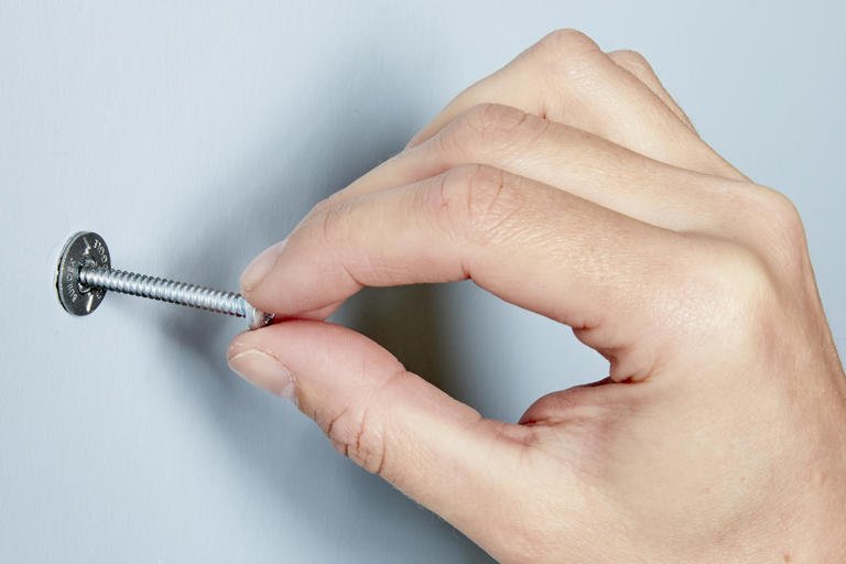 How to Remove Drywall Anchors