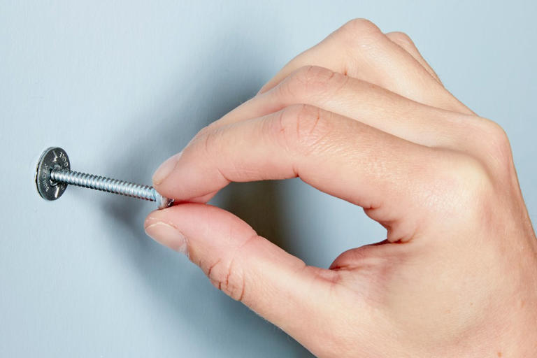 How to Remove Drywall Anchors