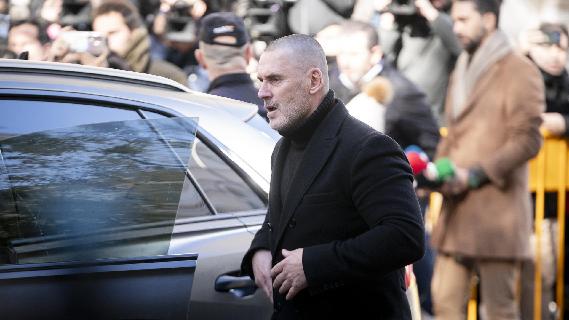 La Fiscalía de Valencia investiga si Daniel Esteve, líder de Desokupa ...