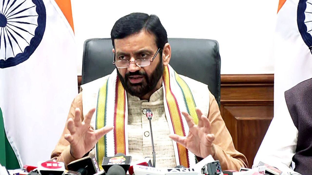 Haryana CM Urges Punjab Govt to Address Farmers' Issues Directly