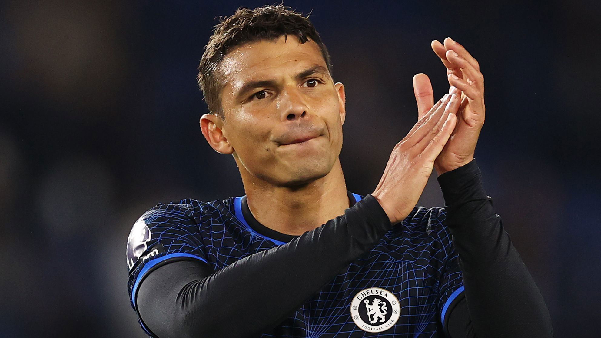 A legend returns! Thiago Silva visits ex-Chelsea team-mates in training ... A legend returns! Thiago Silva visits ex-Chelsea team-mates in training ...