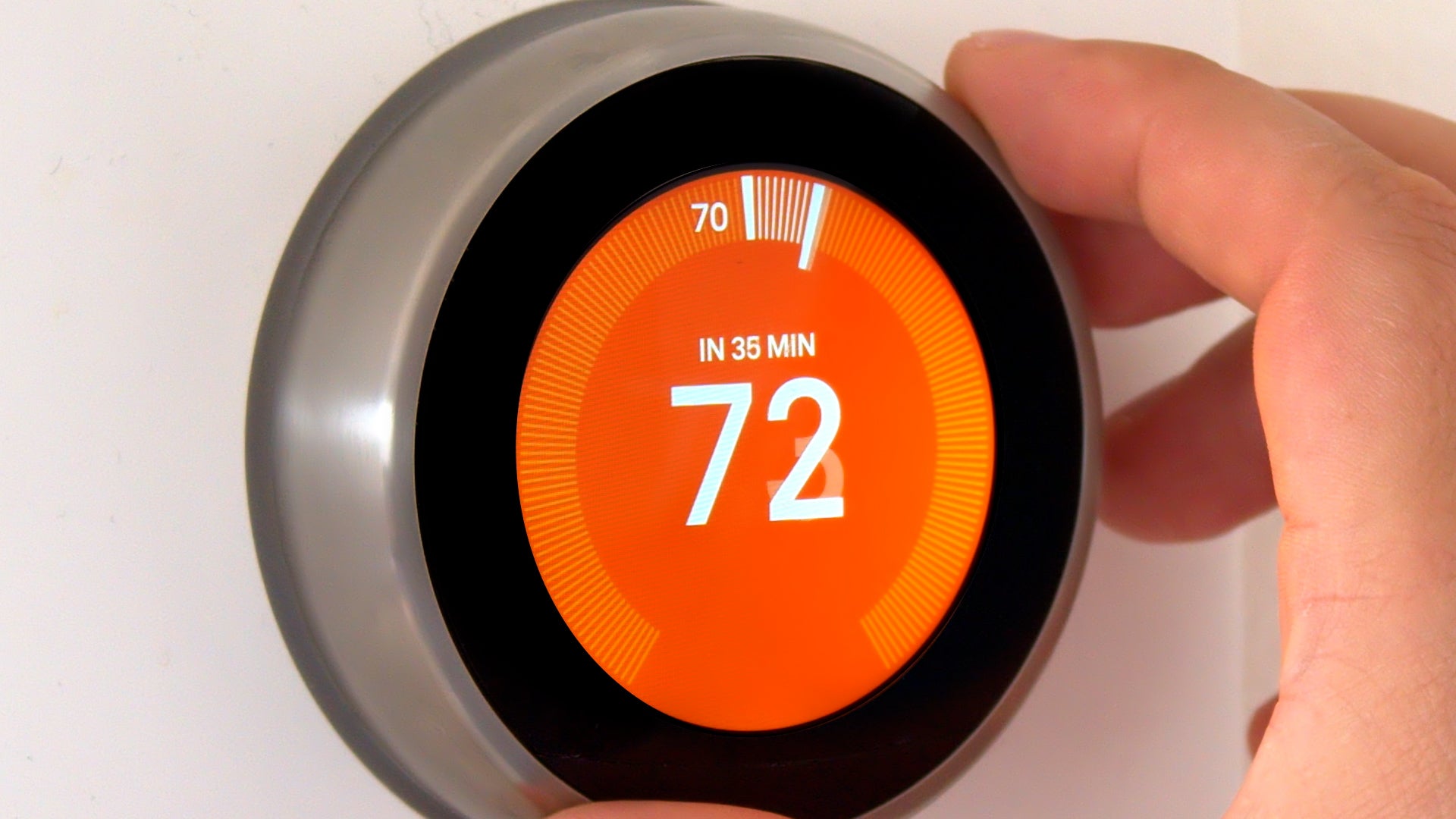 6 Surprising And Affordable Ways To Save On Winter Heating