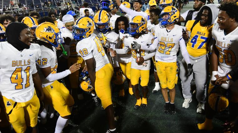 Texas player hurdles defender to highlight Top 10 high school football ...