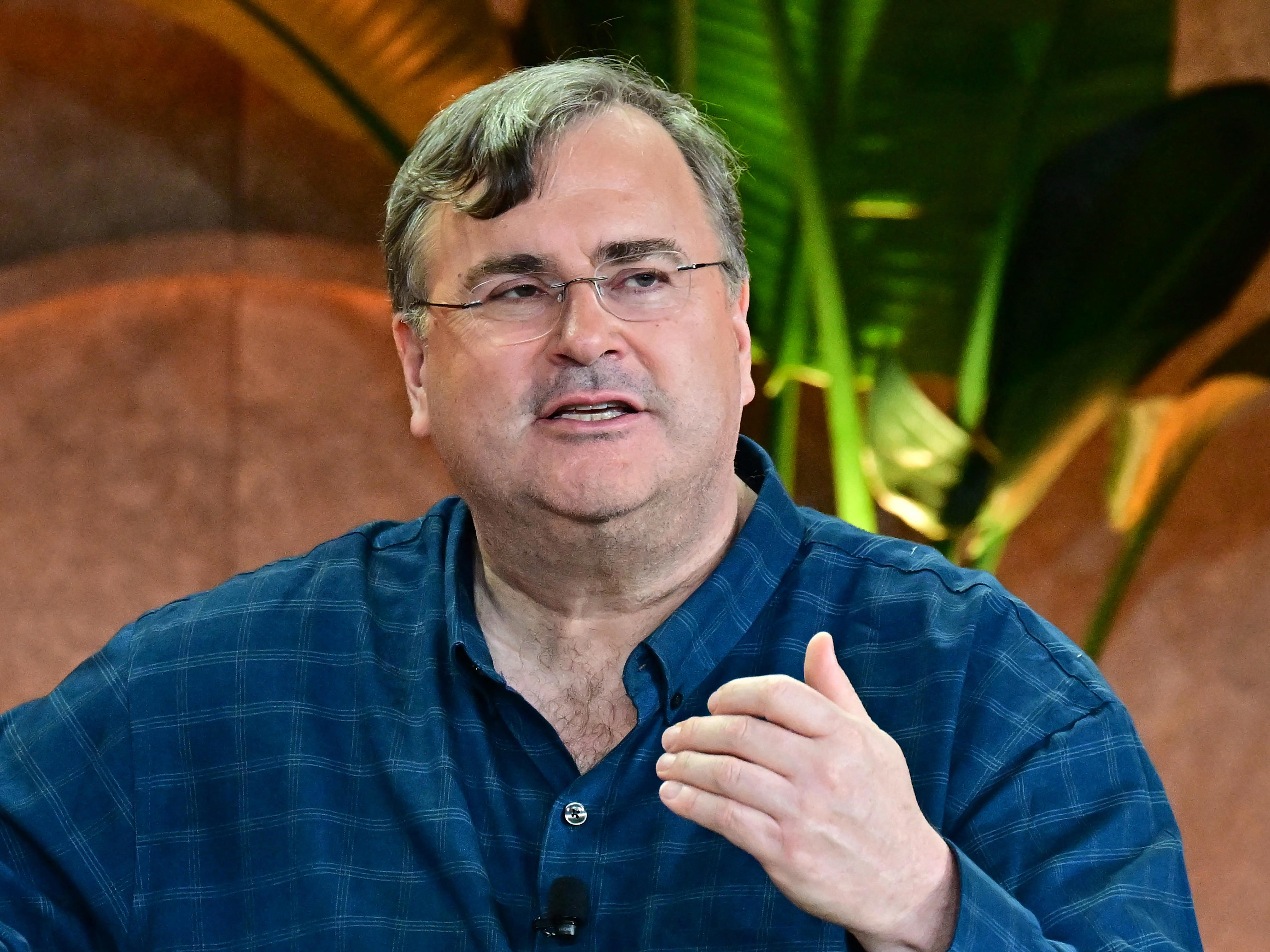Finding AI unhelpful? Reid Hoffman says you're not trying hard enough.