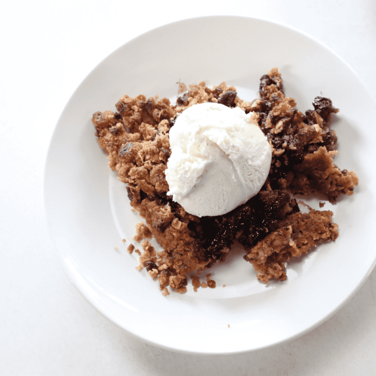 15 yummy crisp recipes that smell like fall in the oven
