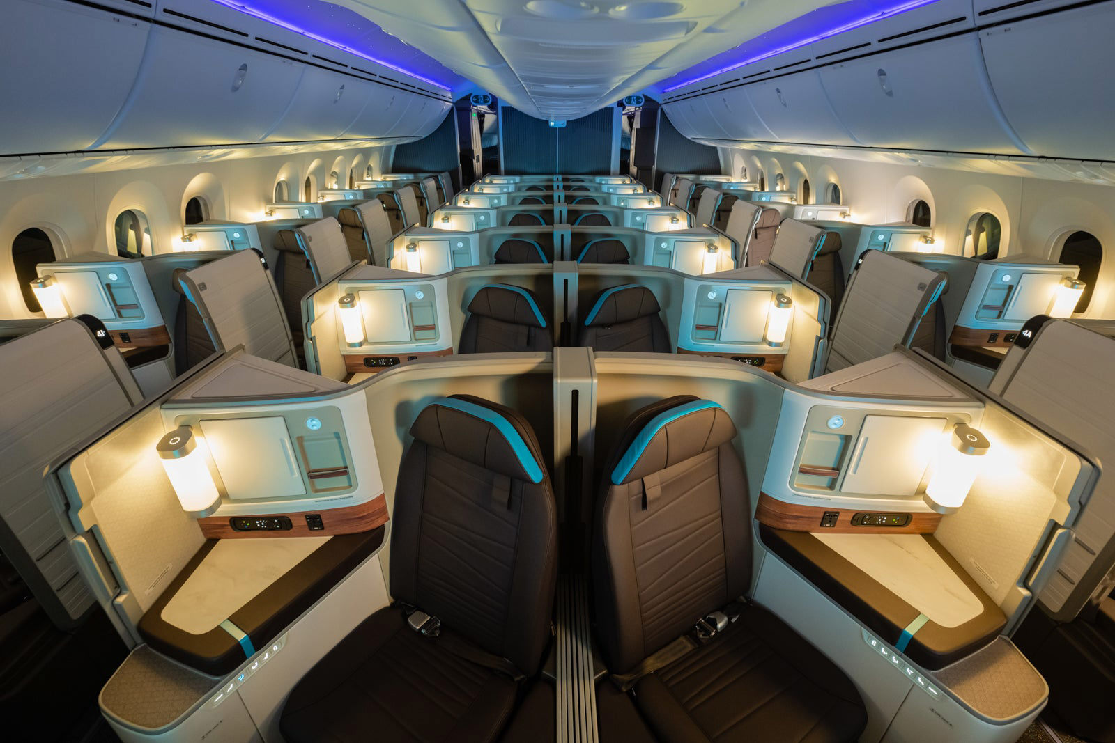 Hawaiian Airlines is bringing its flagship jet to New York, but it's ... Hawaiian Airlines is bringing its flagship jet to New York, but it's ...