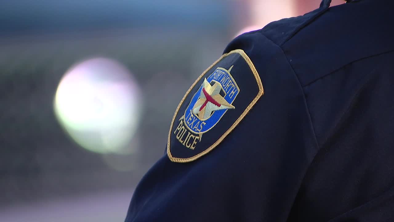 Fort Worth SWAT standoff ends in arrest after man fires shots into air ...