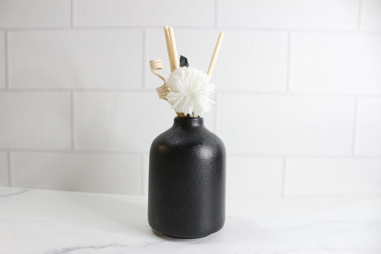 Easy Homemade Reed Diffusers