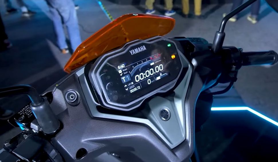 Harga Beda Rp 11 Jutaan, Ini Bedanya Yamaha Aerox Alpha Turbo Ultimate ...