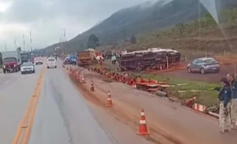 BR-040: acidente com caminhões deixa um morto e um ferido