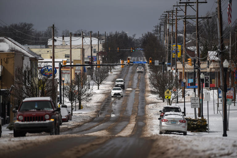Winter storm forecast: What early views show for snow, ice totals