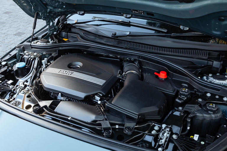 BMW 120（FF/7AT）【試乗記】