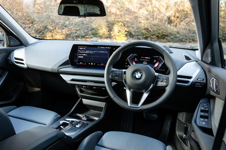 BMW 120（FF/7AT）【試乗記】