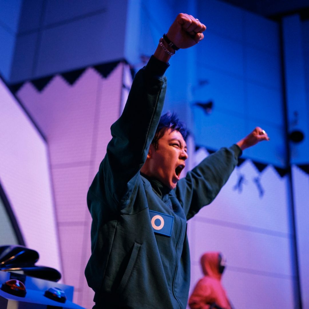 Meet Choi Seung-hyun (a.k.a. T.O.P), Who Plays Thanos in 'Squid Game ...