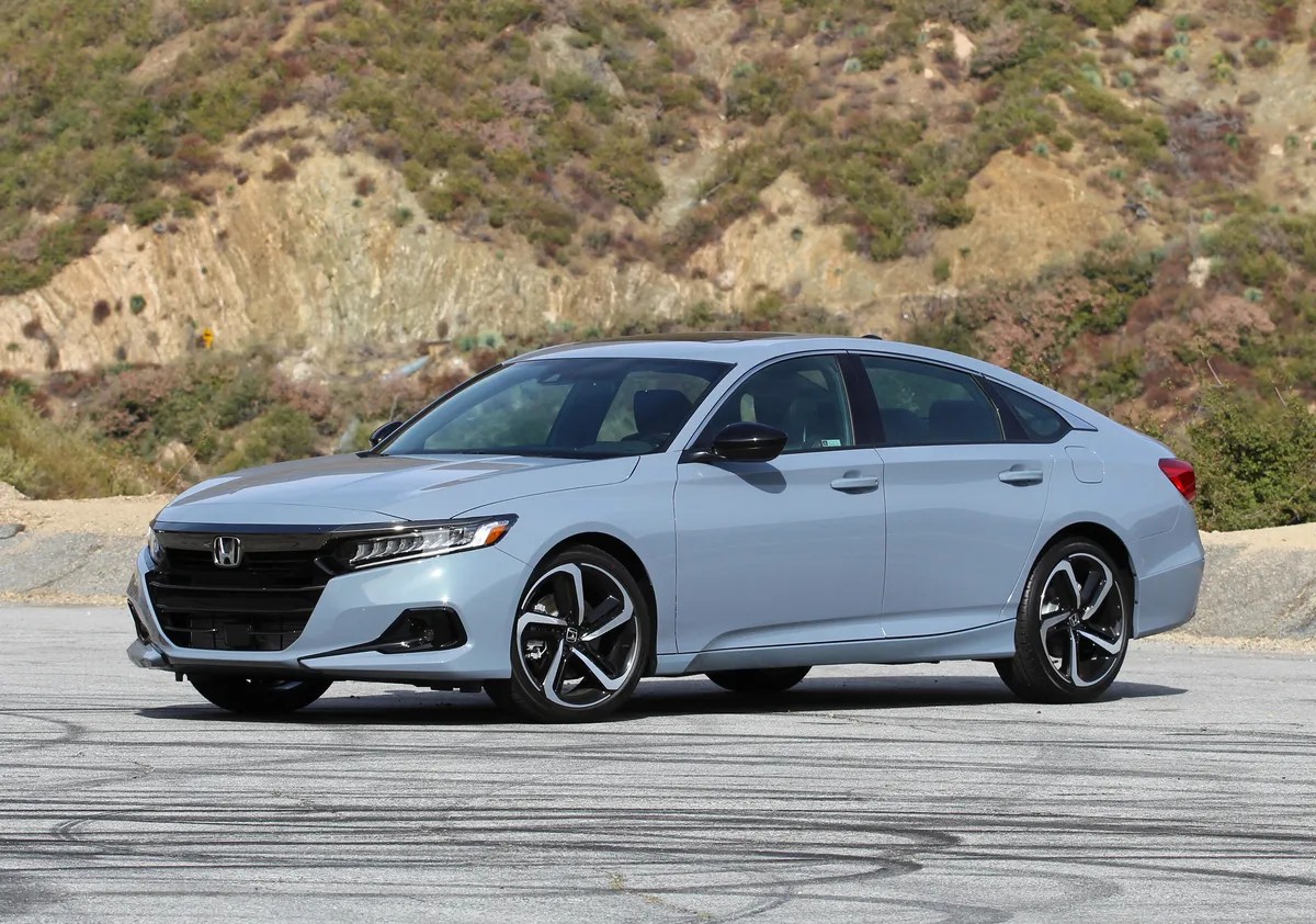 10 Cars That Will Last You Twice as Long as Regular Vehicles