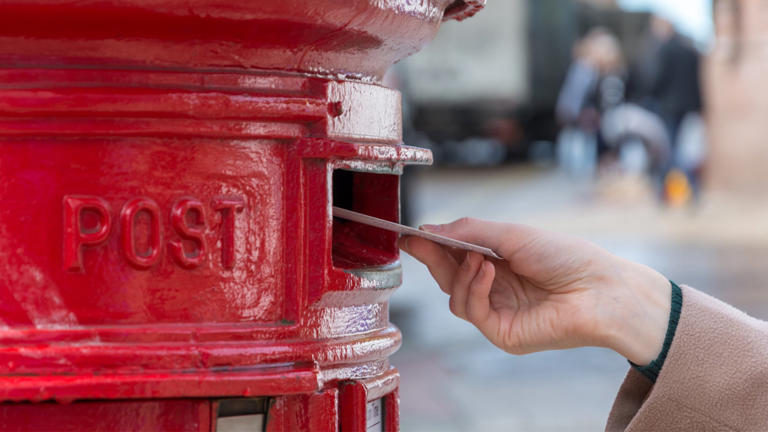 Post Office opening times for New Year's 2024