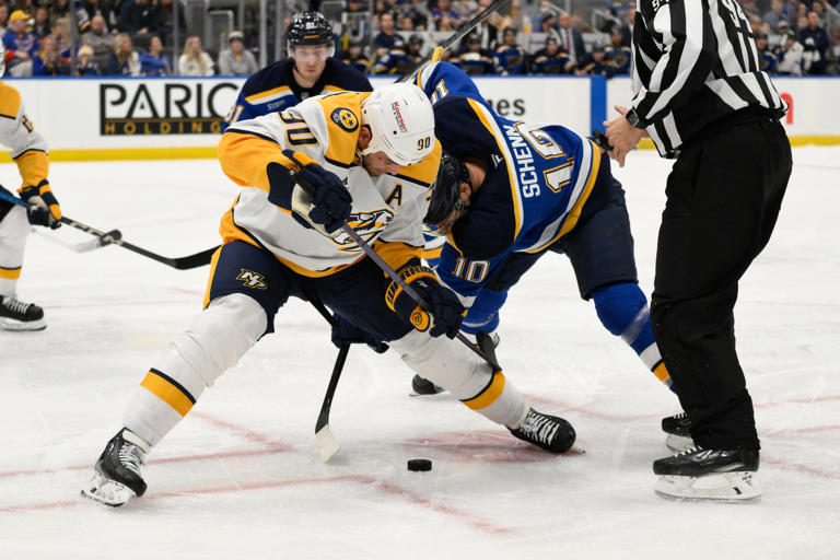 Nashville Predators fall 7-4 to St. Louis Blues, Juuse Saros allows 5 ...