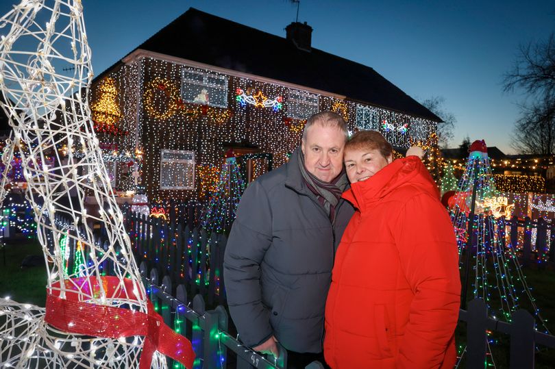 Much-loved Nuthall Christmas lights display is coming to an end after ...