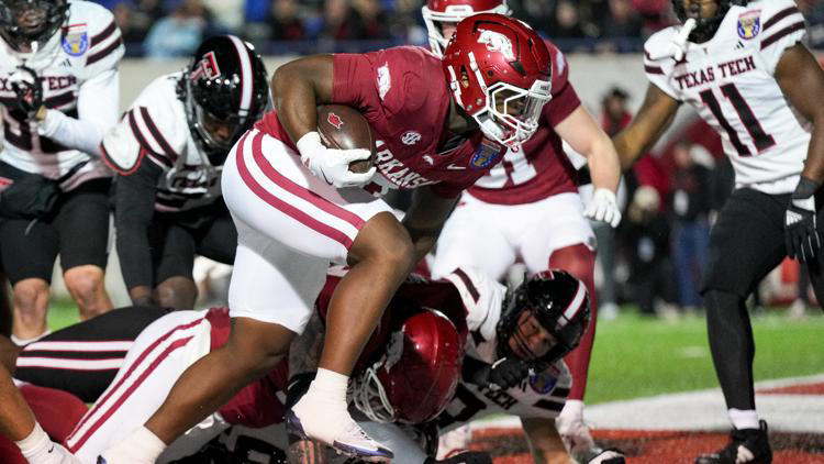 Arkansas Razorbacks win Liberty Bowl after showdown with Texas Tech