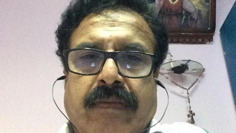 Thrissur Mayor's Cake Exchange With Kerala BJP Chief Draws CPI's Ire ... Thrissur Mayor's Cake Exchange With Kerala BJP Chief Draws CPI's Ire ...