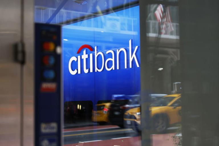 Citi Sells Private Market Funds Unit to Fintech Giant iCapital