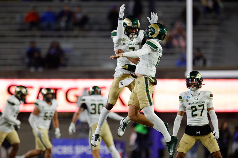 Why does Snoop Dogg have a bowl game? American rapper serves as lead ...