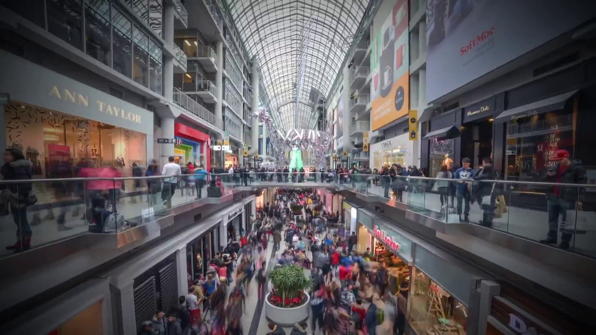 Inside the surge of shoppers returning holiday gifts at packed malls