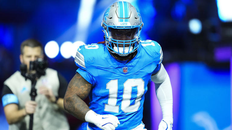 Lions bring back Kwon Alexander, sign DB from practice squad