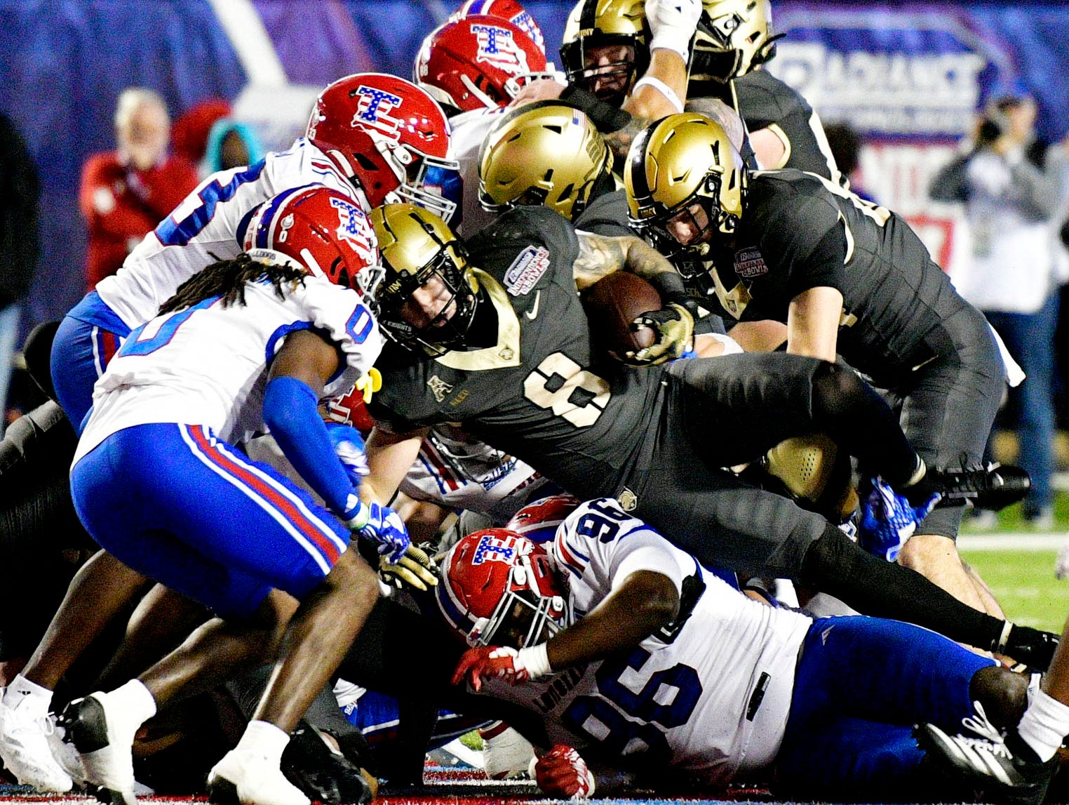 Army football lineup has quarterback questions ahead of East Carolina game