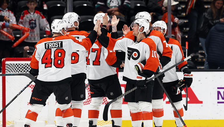 Flyers win first matchup vs. Gauthier; Michkov benched in 3rd period